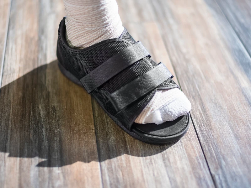 Post-Op Shoe - Valley Foot & Ankle Specialty Providers